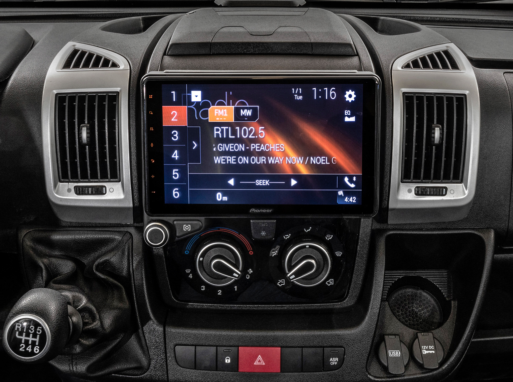 Double Din Stereos — IPI Trade